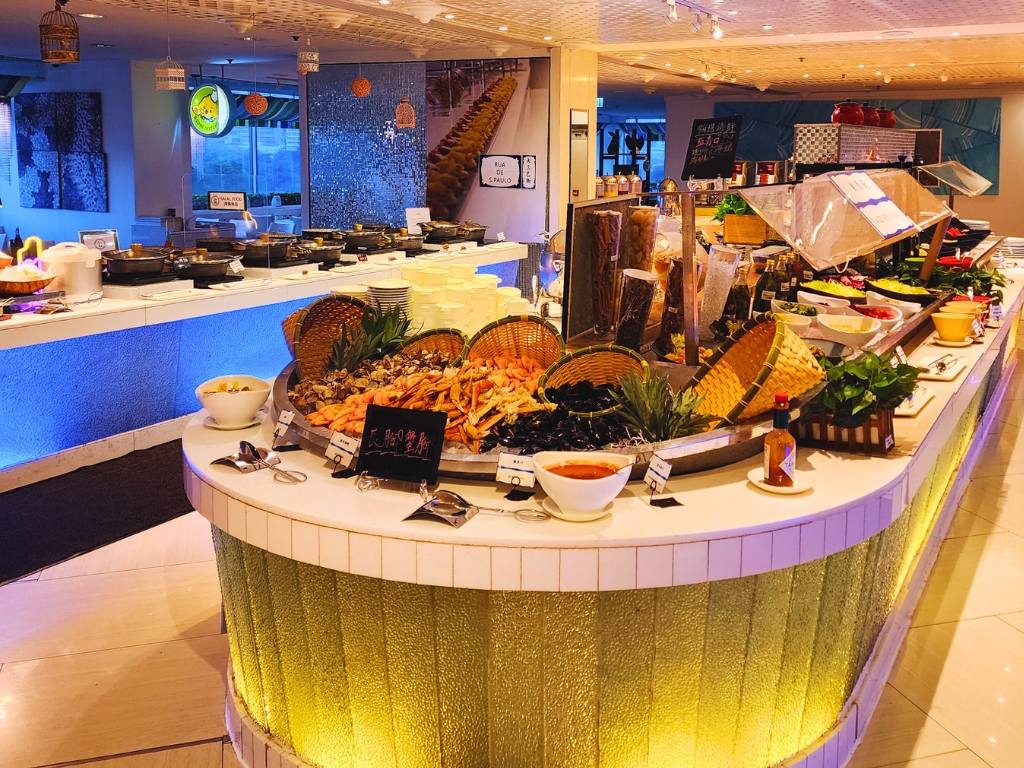 Swimming Pool Pass | Regal Riverside Hotel